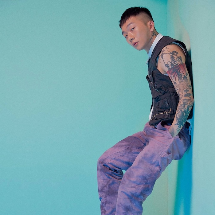 WOO : THE INTROSPECTIVE RAPPER - KOREAN MUSIC